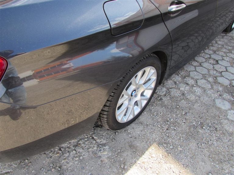 Фотосесия: БМВ F10 с различни комплекти оригинални джанти БМВ | БМВ ...